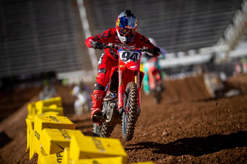 Supercross | Ken Roczen torna al successo in gara #5! | P300.it ...