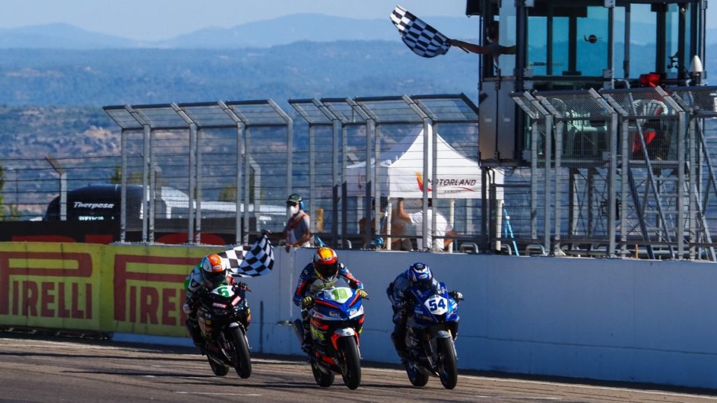 SSP300 | GP Teruel: vittoria per Victor Rodriguez Nunez, Buis a podio