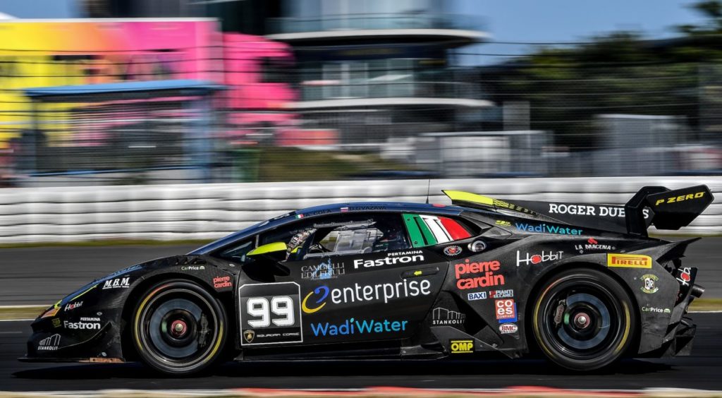 Andrea Cola a Misano per vincere il titolo nel Super Trofeo Lamborghini