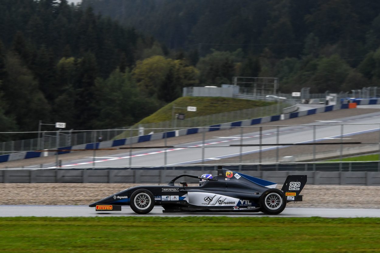 F4 Italia | Red Bull Ring 2022: Alex Dunne resiste a Wharton e vince Gara 1