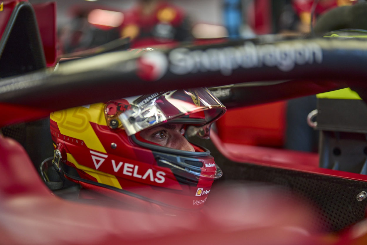 F1 | GP Singapore 2022, FP2: doppietta Ferrari Sainz-Leclerc, poi Russell e Verstappen