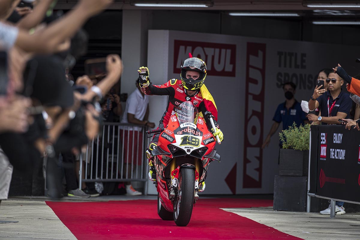 SBK | GP Indonesia 2022, Gara 2: Toprak Razgatlıoğlu completa la ...