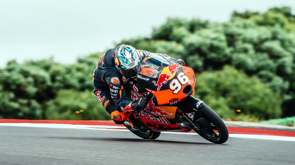 Moto3 | GP Portogallo 2023, Gara: Daniel Holgado apre la stagione ...