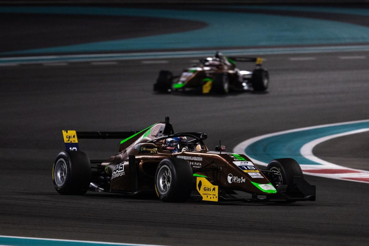 F3 | Tasanapol Inthraphuvasak al debutto nel 2024 con PHM AIX Racing