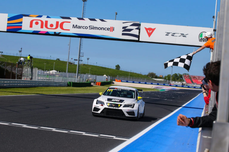TCR | Franca e Hart primi leader nell’Italy DSG e Asia. Orea Ross ...