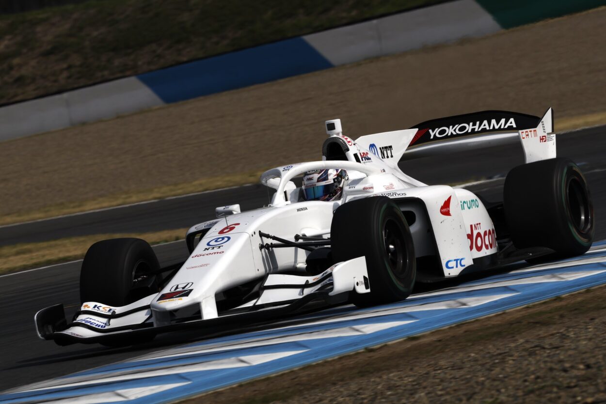 Super Formula | Motegi 2025: Kakunoshin Ohta fa sua la gara domenicale ...