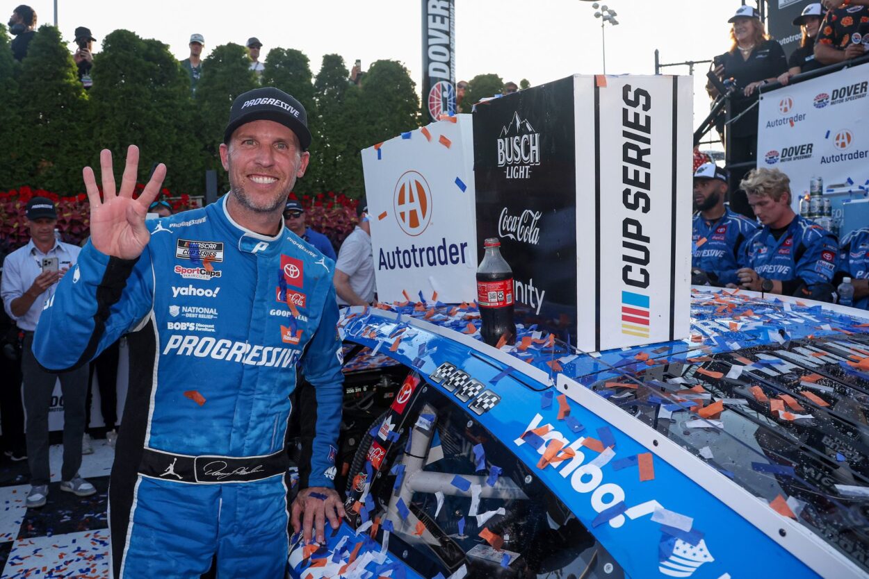 NASCAR | Cup Series, Dover 2025: Hamlin batte la pioggia e Briscoe!