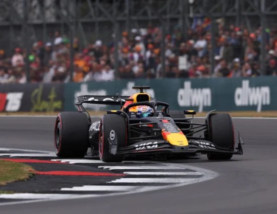 F1 | GP Gran Bretagna 2025, qualifiche: Verstappen strabilia a Silverstone, Pole dal nulla ...