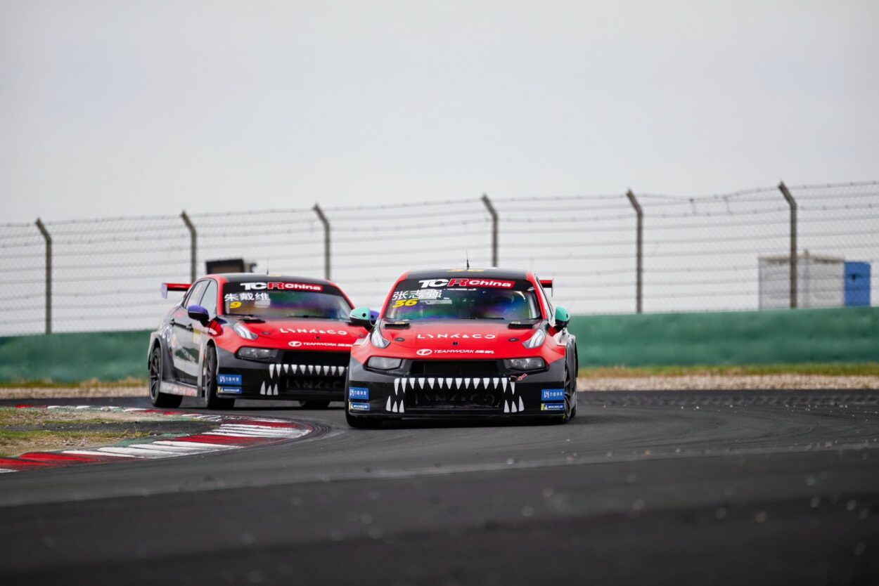 TCR China | Shanghai #2 2025: Prima vittoria per David Deng, in mezzo a contatti e tensioni tra ...