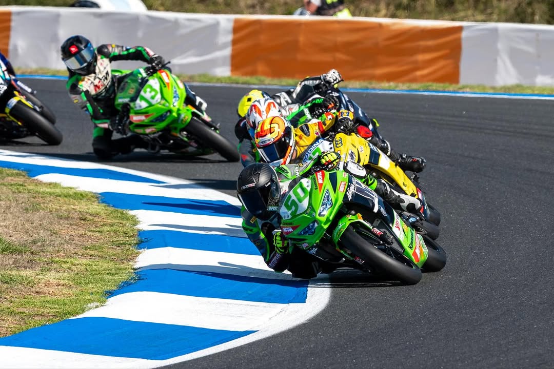 SSP 300 | Round Estoril 2025, gara 2: Carter Thompson vince in volata e ...