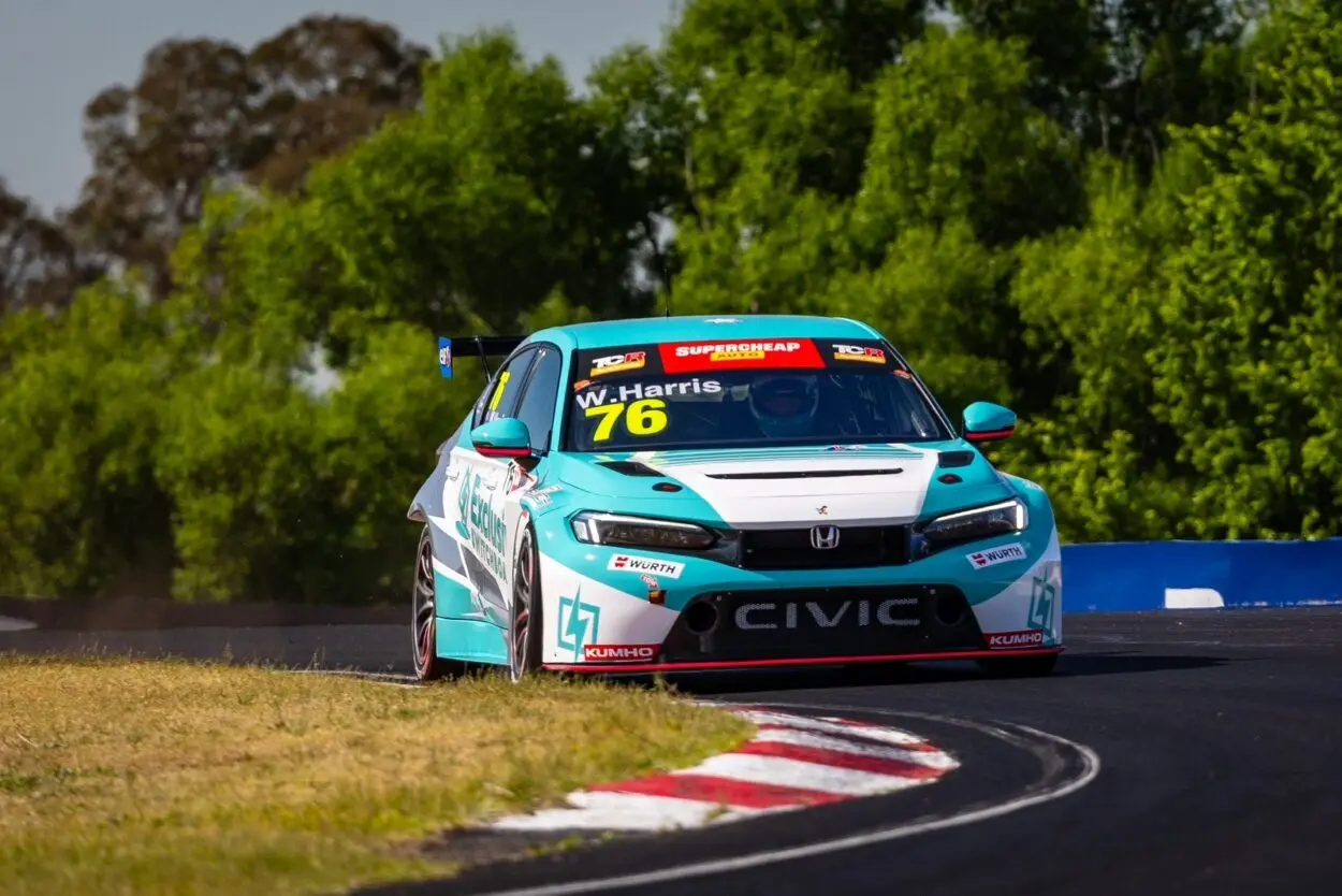 TCR Australia | Will Harris è il primo ad aggiungersi alla griglia 2026