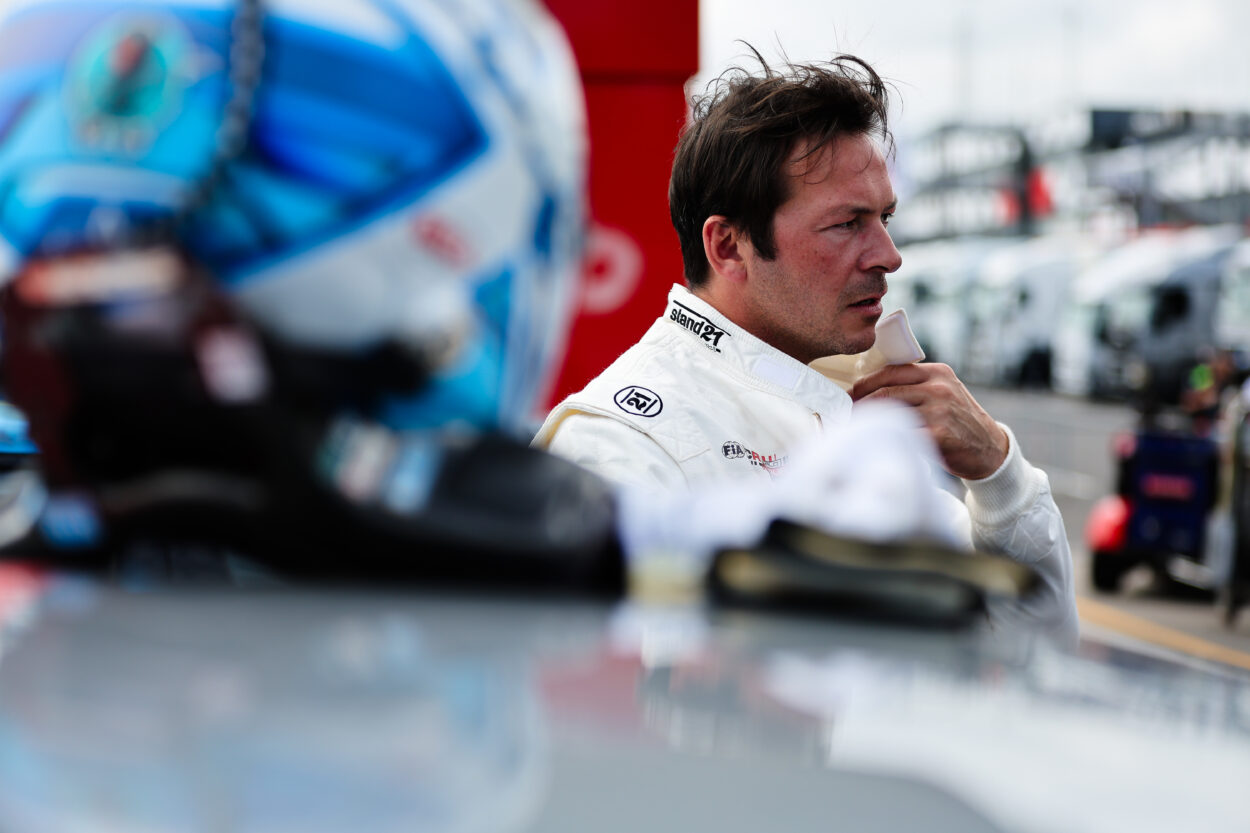 TCR World Tour | Vernay assente da Valencia per infortunio